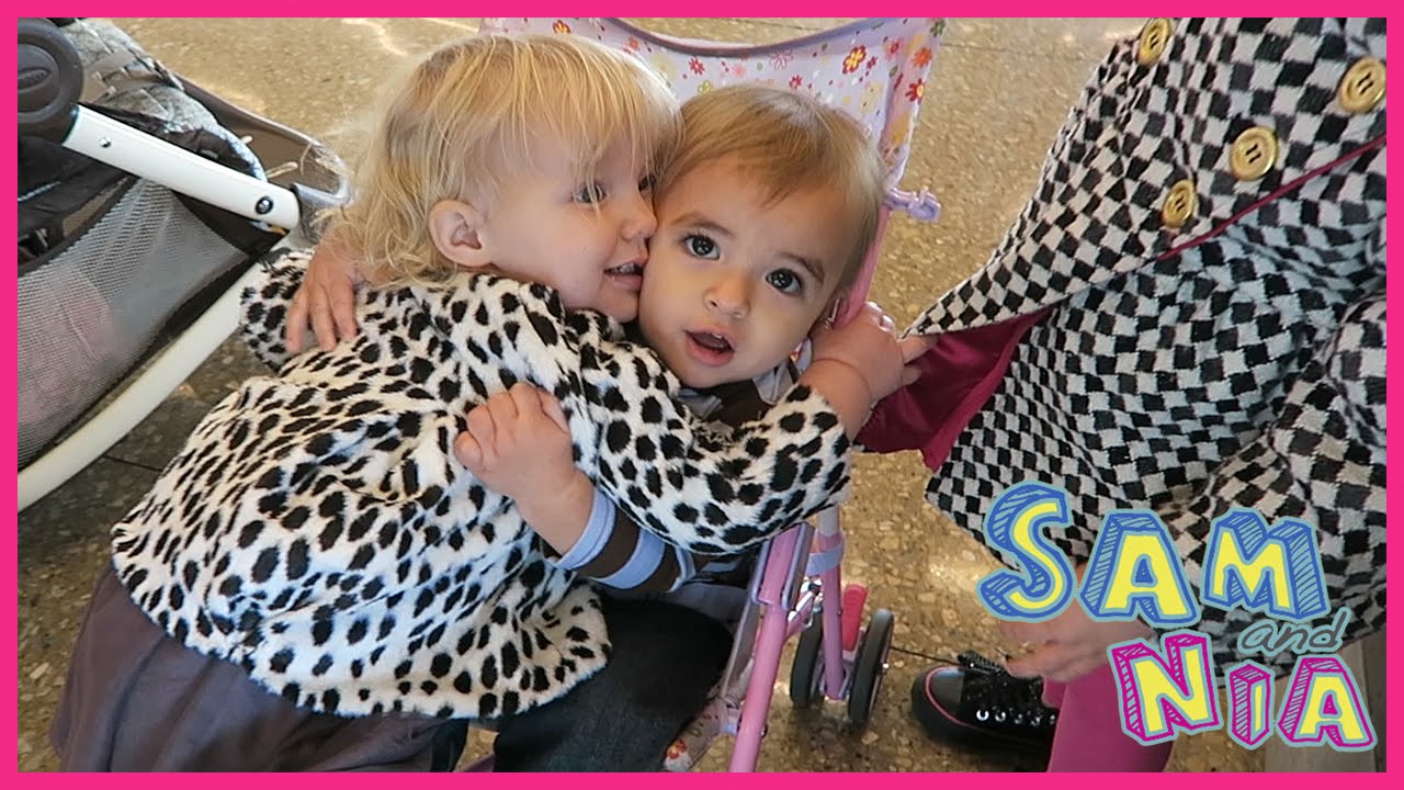 Making YouTube Friends! | Sam & Nia - YouTube