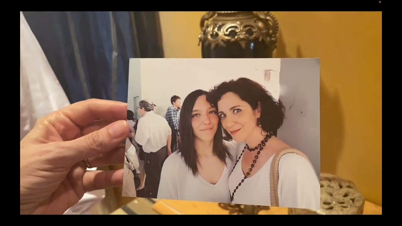 2022 Documental Suicidio (28 min). Celia Rodríguez. "El silencio que ...