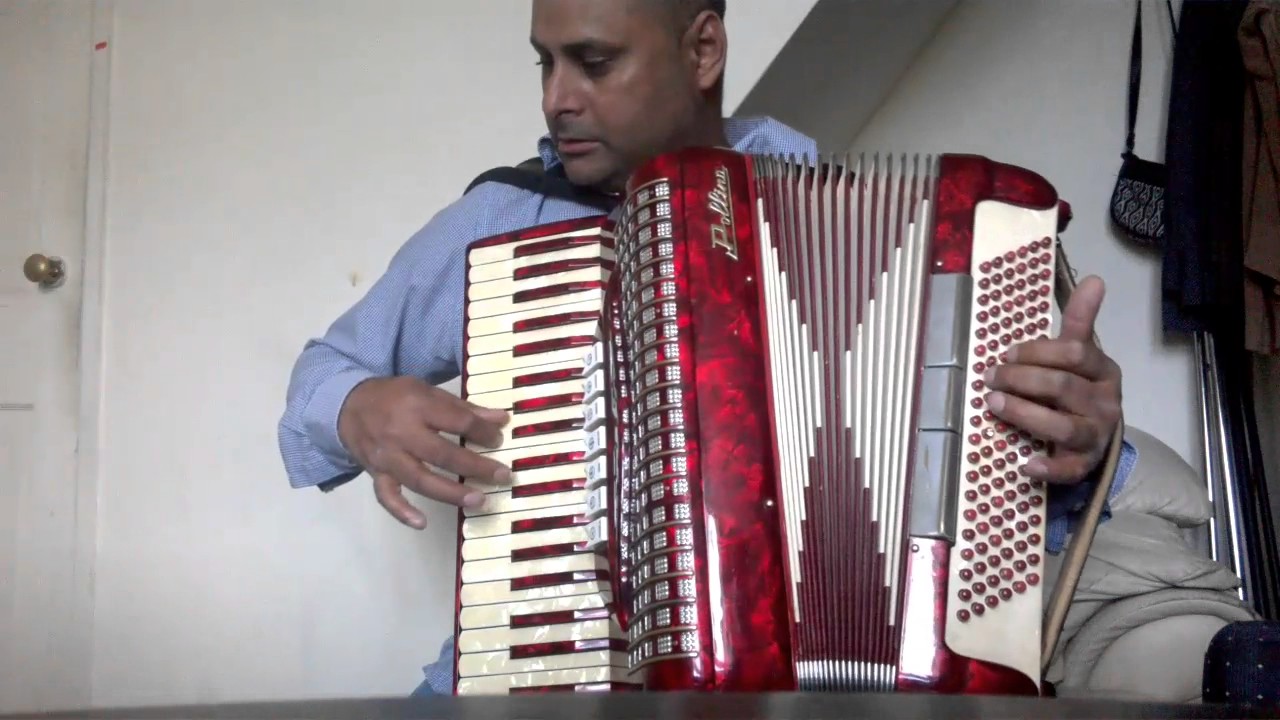 Acordeon italian . De Vanzare - YouTube