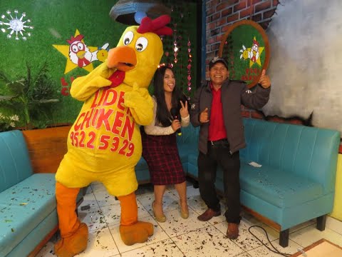 La Hora CHicken en CHickenTv con Bri Carpio, el pollo y Nestor de Lider ...