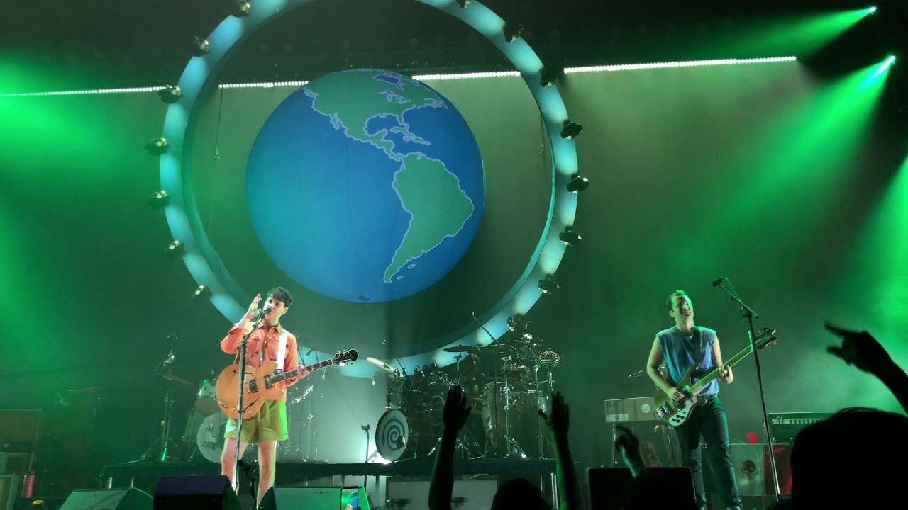 Vampire Weekend - Horchata - Mexico Teatro Metropolitan 22/10/19 - YouTube