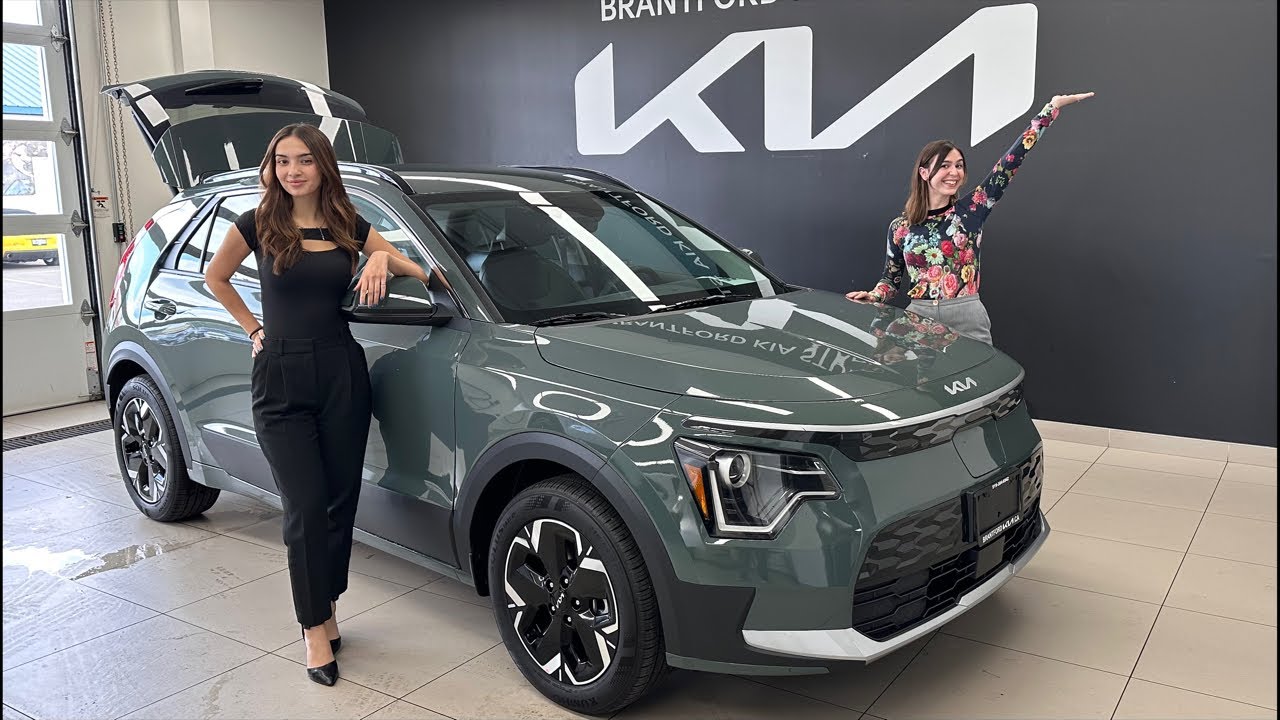 LIVE: 2023 Niro EV Premium - Cityscape Green - YouTube