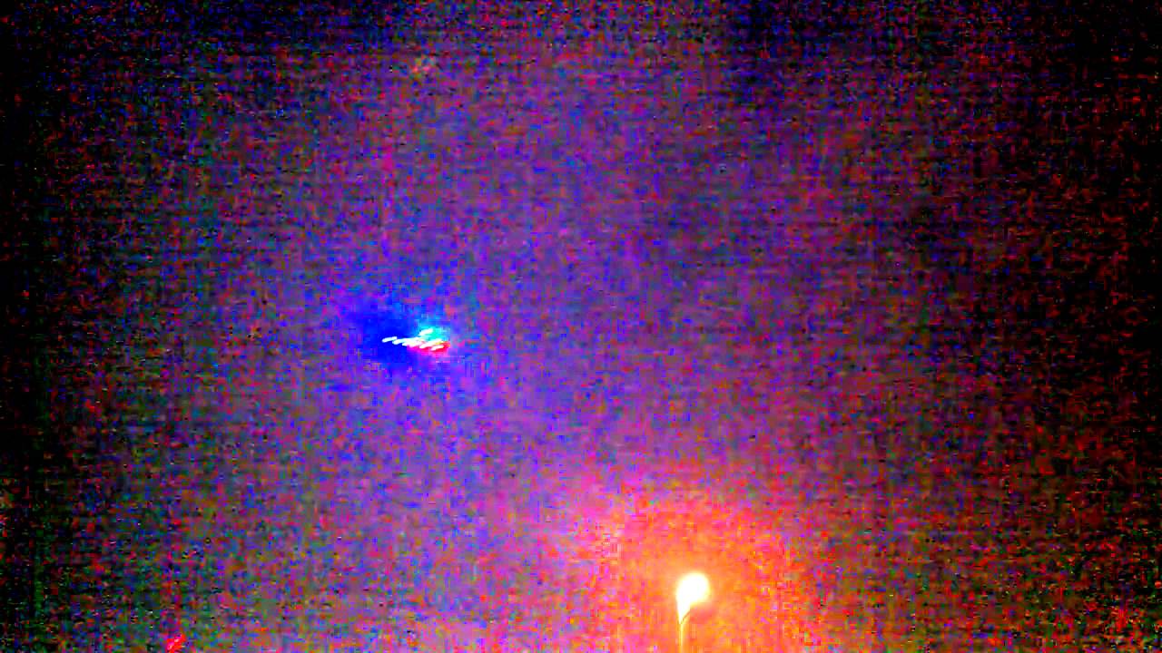 Strange RC plane - YouTube