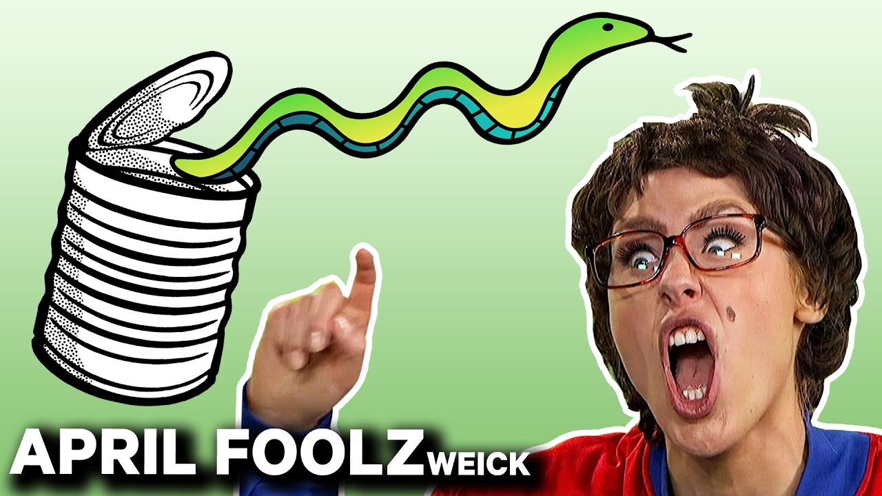 PRANK! Snakes in a Can - YouTube