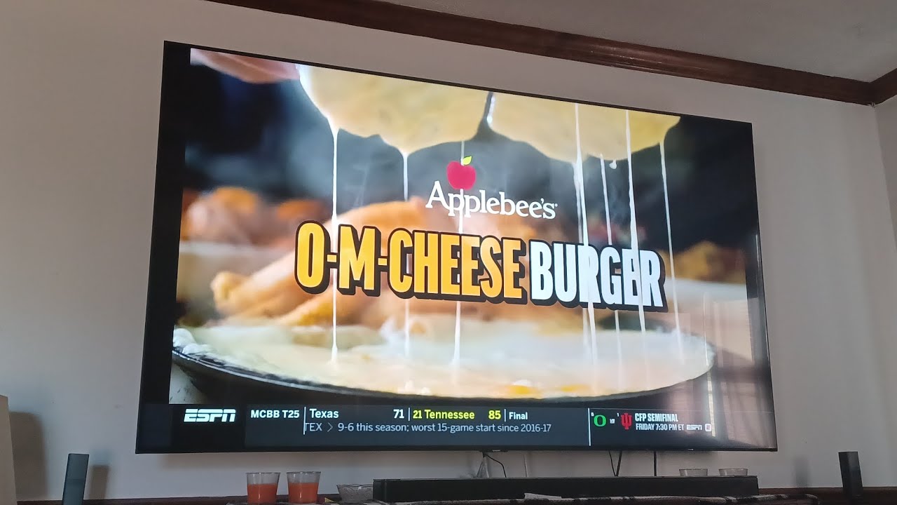 Applebee's🍽 2026 Commercial 2 - O-M-Cheese Burger - YouTube