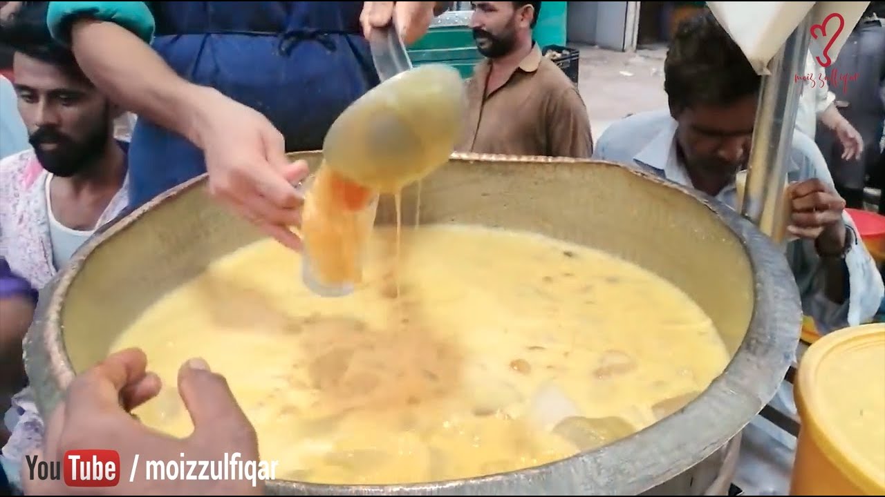 Mango Juice | MANGO SHAKE | Street Food of Karachi Pakistan - YouTube