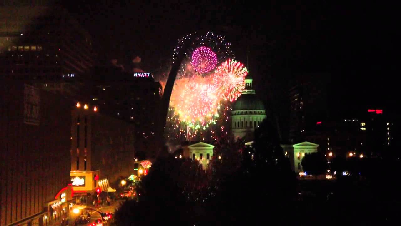St Louis Arch Fireworks | Paul Smith