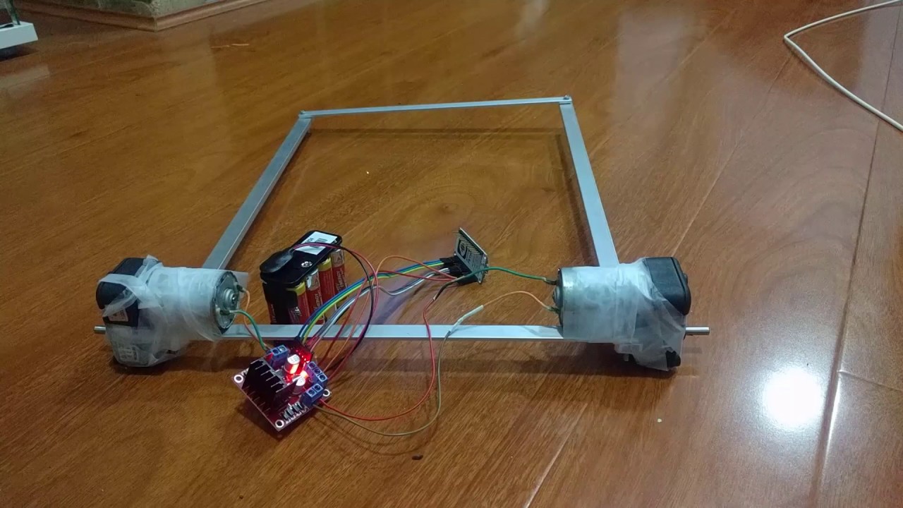 ESP8266 Driving 2 Motors L298 - H-Bridge - YouTube