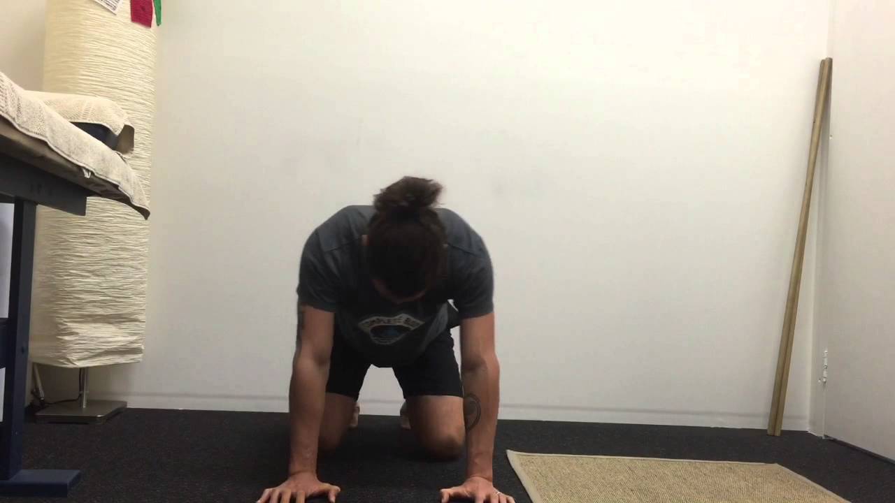 4 Point Kneeling Circles - YouTube