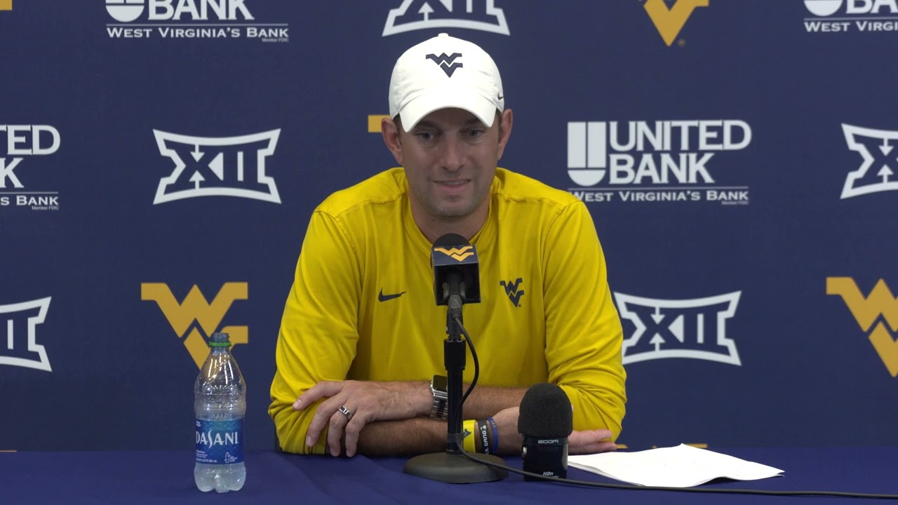 Jeff Koonz updates special teams battles and linebacker progress - YouTube