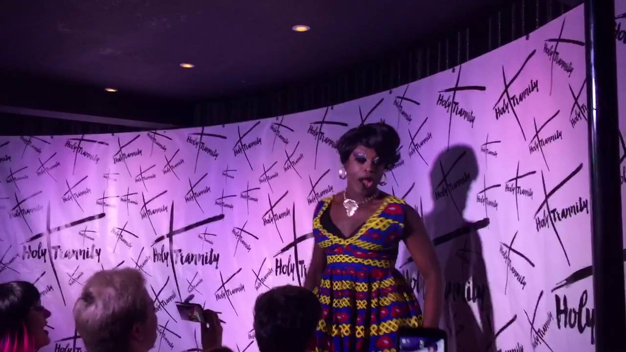 Purse First - Bob the Drag Queen at Holy Trannity Glasgow @ AXM 30th ...