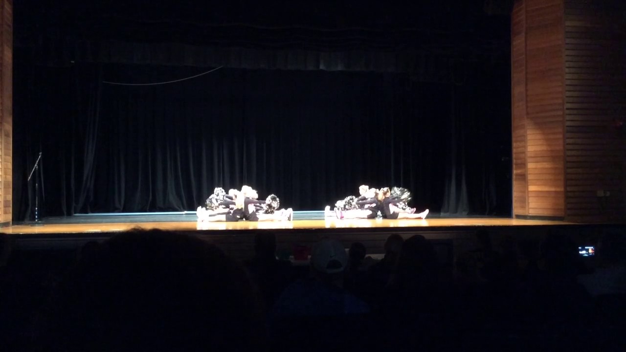 Showcase 2016 - Group Chant & Dance - YouTube