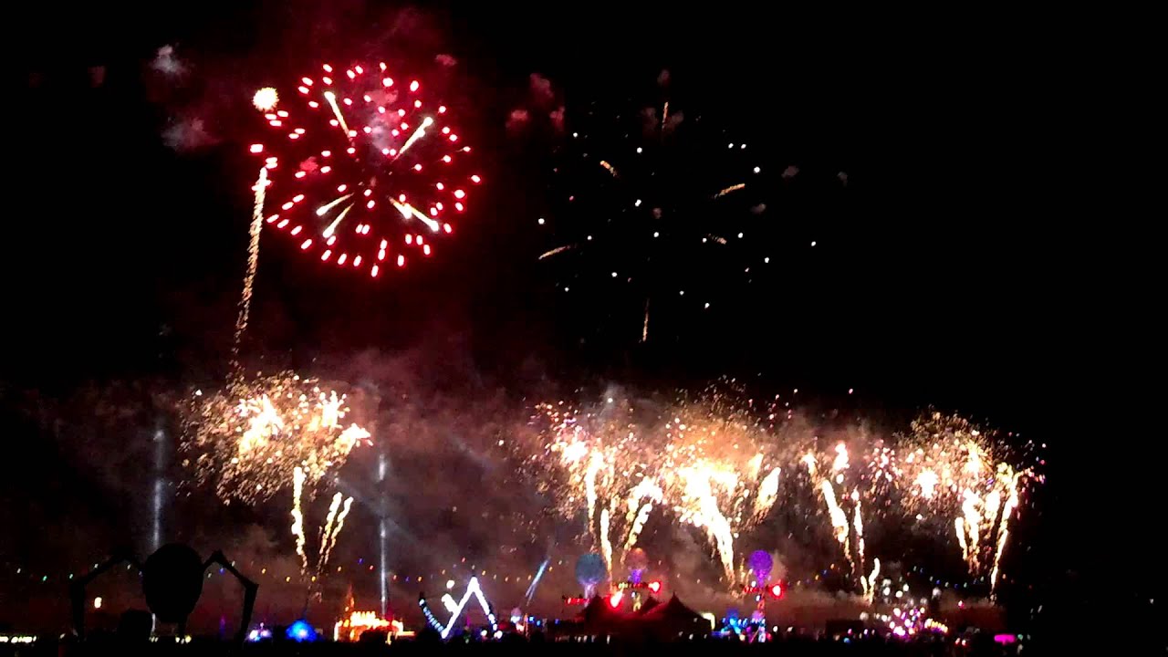EDC Las Vegas 2013 fireworks (Day 3) high quality - YouTube