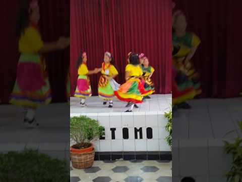 Ziva n school's friends juara II lomba gerak dan lagu