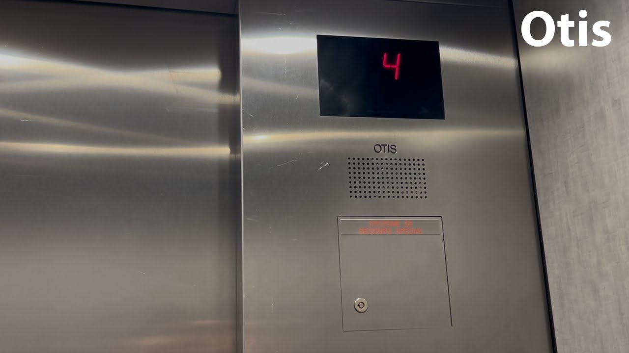 Otis Traction Elevators | Quartier DIX30 (Red Zone) | Brossard, QC - YouTube