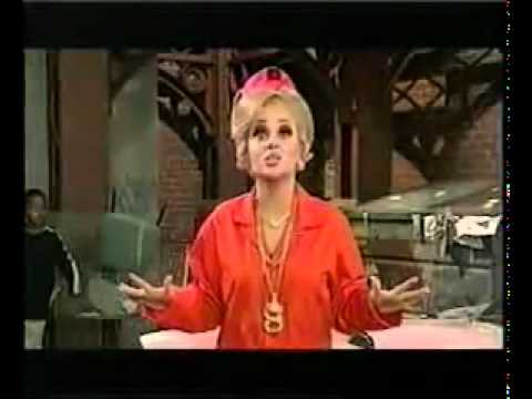 MadTv-Vancome Lady-It's a Vancome Life (Mase Parody).flv - YouTube