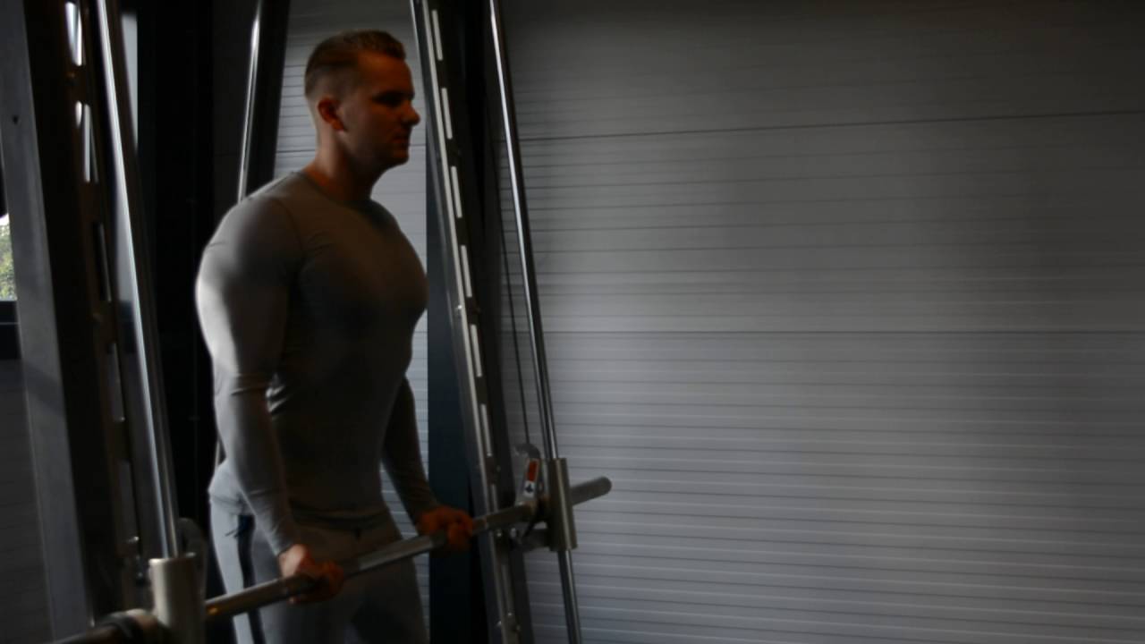 Biceps smith machine drag curl - YouTube