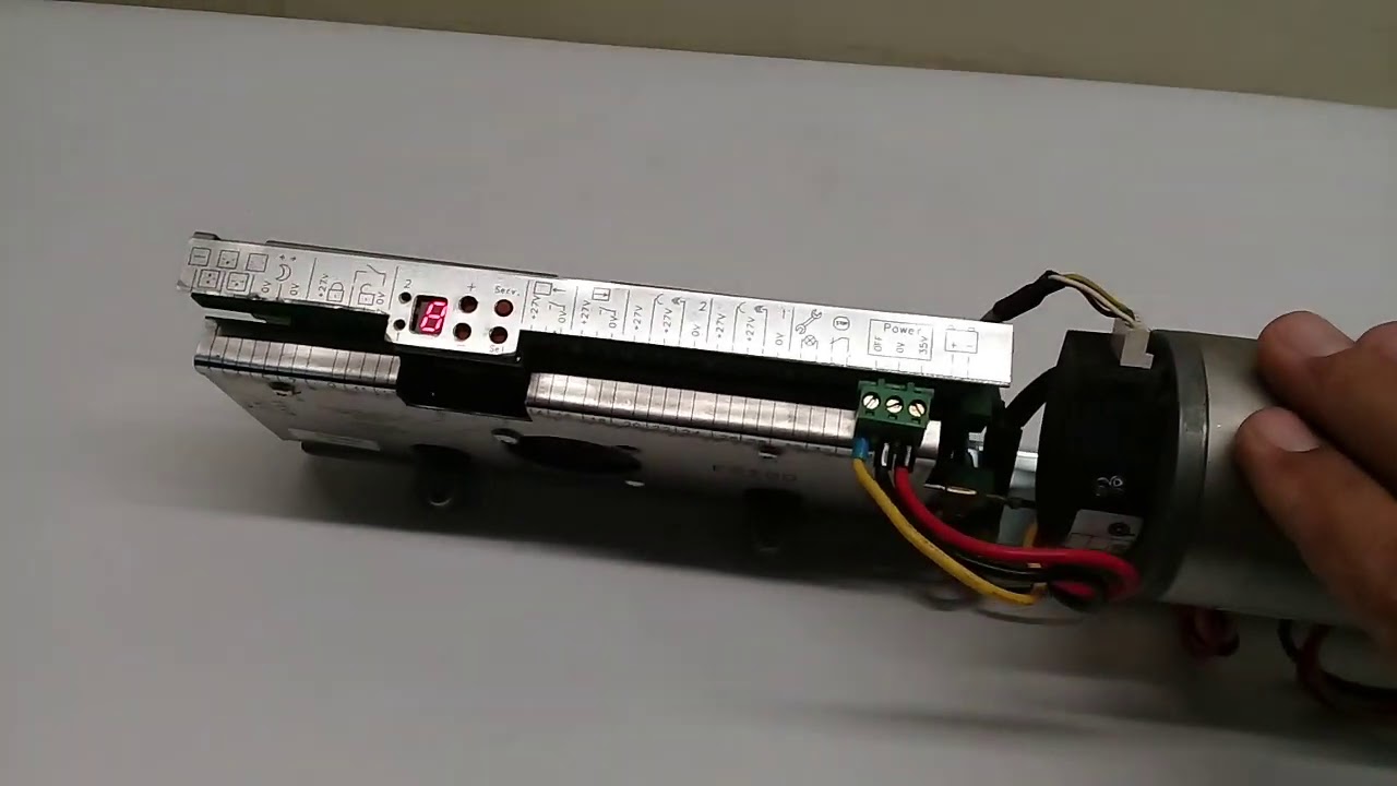 Motor Automatizador Porta Deslizante Aptronic Dorma Es200 - YouTube
