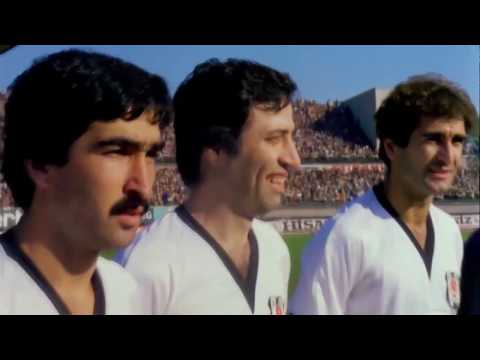 Kemal SUNAL, Fener'e 6 GOL ATIYOR! :) (Gol Kralı Sait filminden)