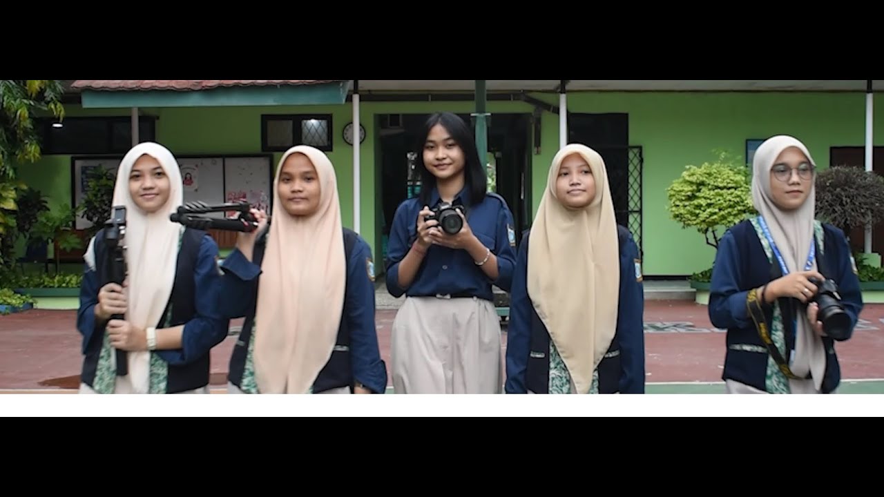 Tim Publikasi & Dokumentasi Siswa SMKN 49 Jakarta - YouTube