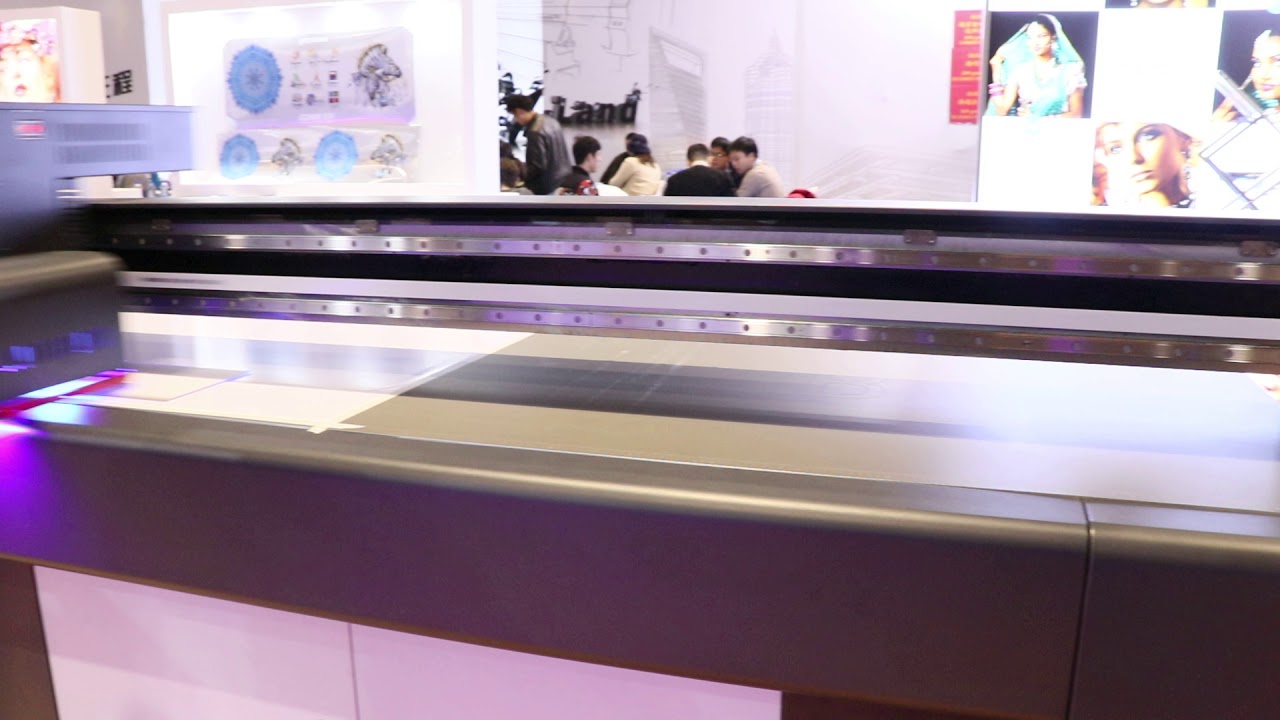GRANDO UV Flatbed Printer UV2513（2019-3)-2 - YouTube