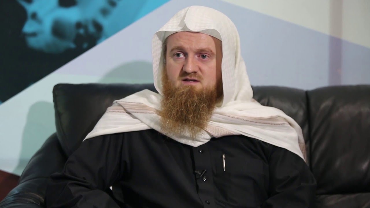 Ep.3: Shaykh Wasim Kempson - How to deal with social media - YouTube