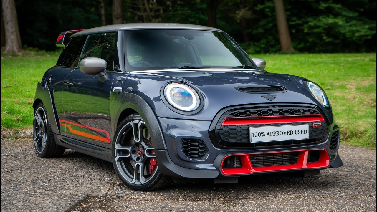 ONLY 500 IN THE UK?? - MINI GP3 Quick Look | 4K - YouTube