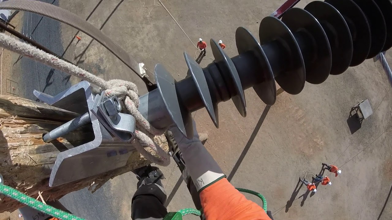 Side Stack Insulator Change Out Northwest Lineman College 2018 - YouTube