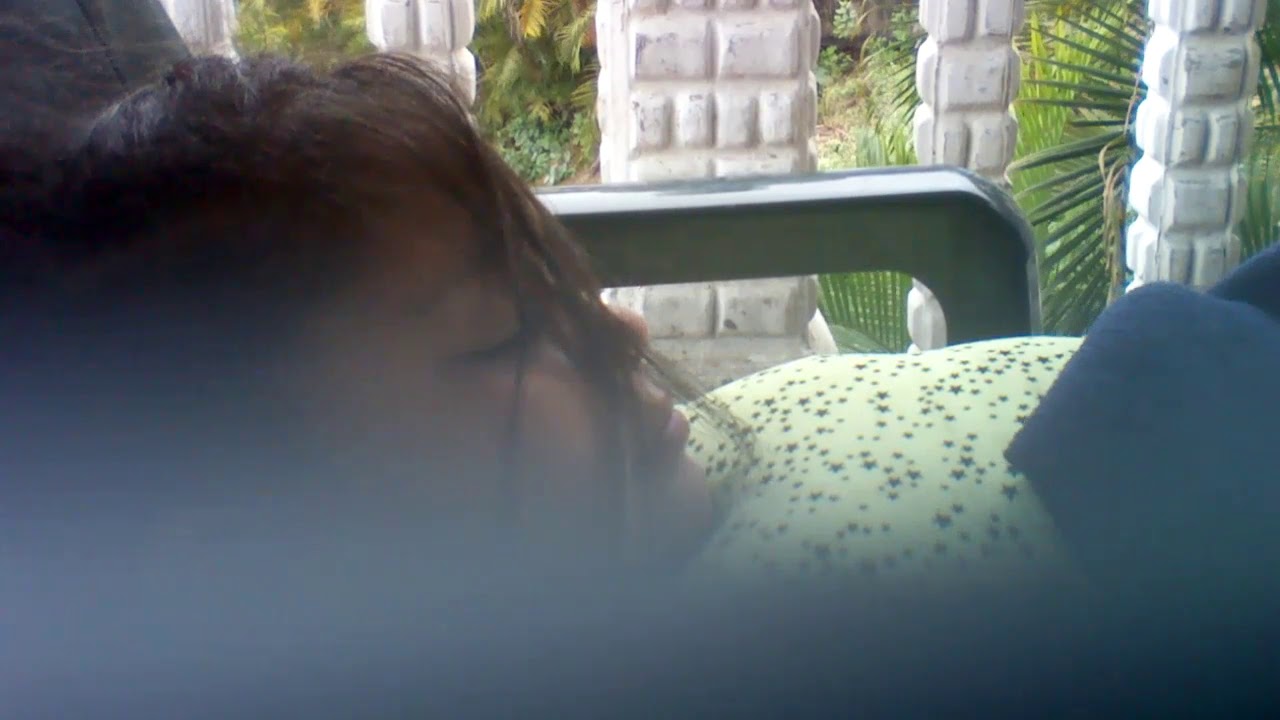 La Pequeña Broma A Mi Prima Durmiendo Youtube
