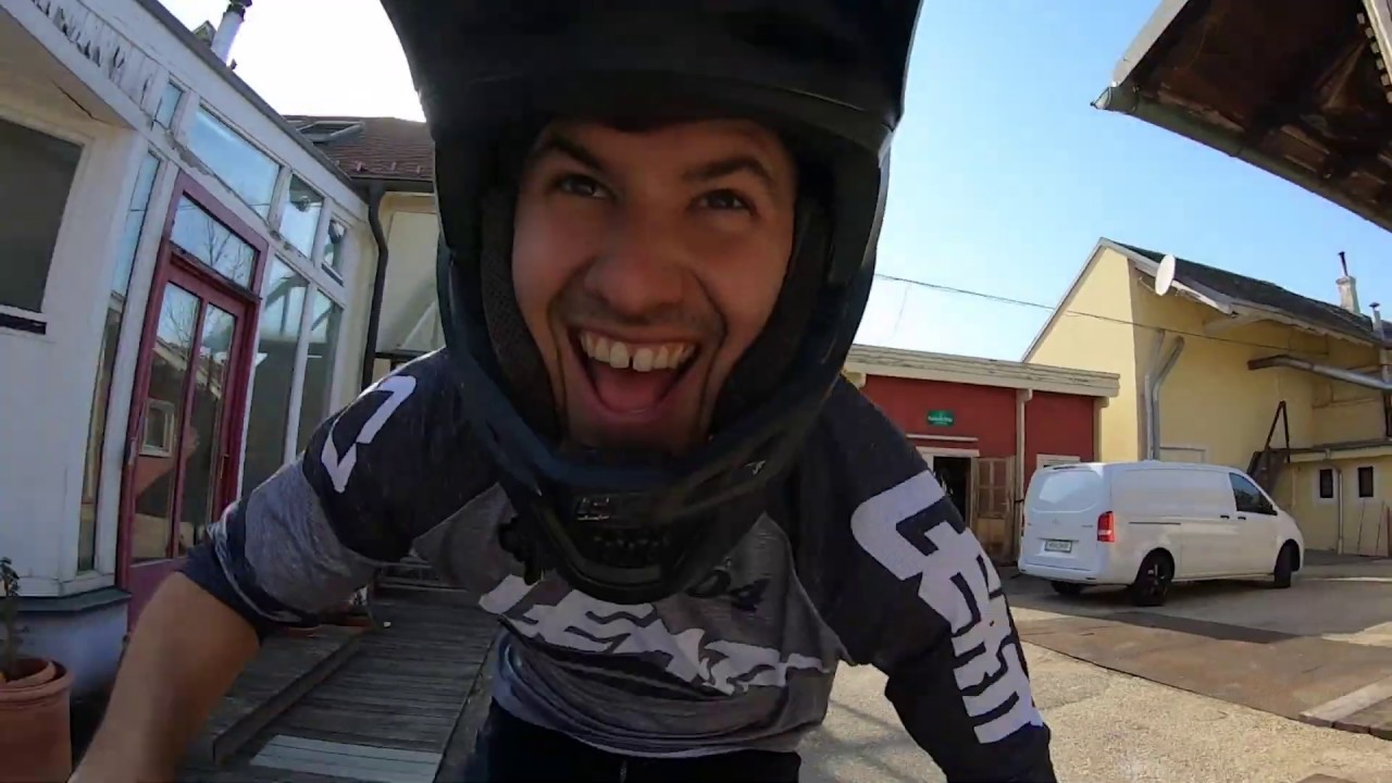 The NEW KENDA Pinner gravity tire featuring Aaron Gwin, Brian Lopes ...