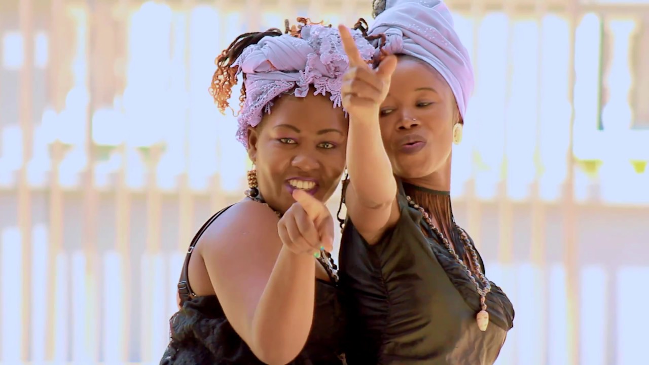 Fofa Fatinha Ft Yahanda Karimiyo Ethw tzanene (Oficial Video) By AP ...