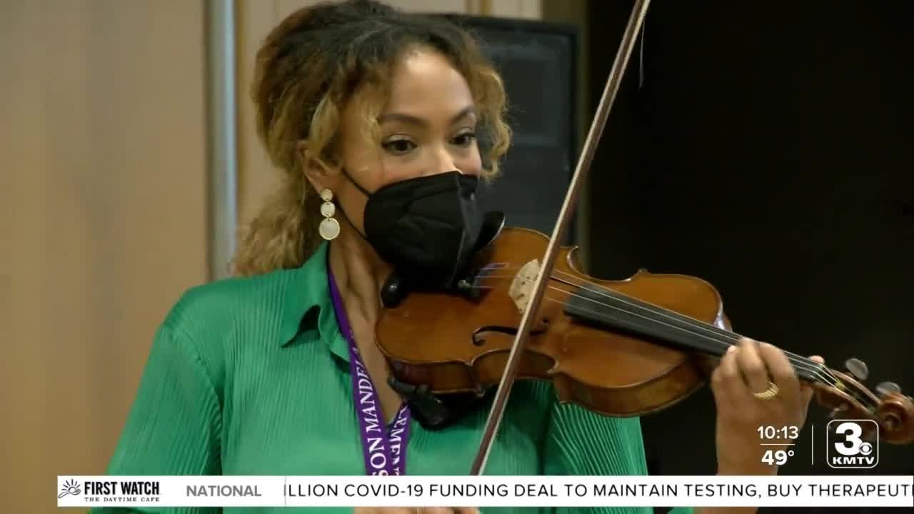 Nebraska-born violin star Ezinma plays for students at Nelson Mandela ...