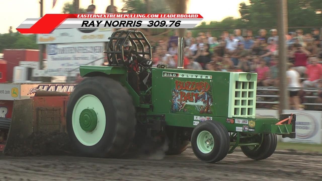 Lucas Oil 466 Hot Farm Tractors In Action At Bel Air - YouTube