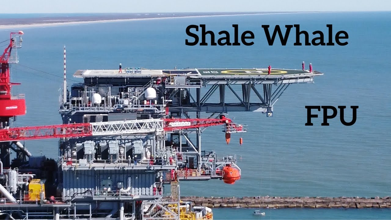 MASSIVE Offshore Drilling Rig heading out to Sea - YouTube