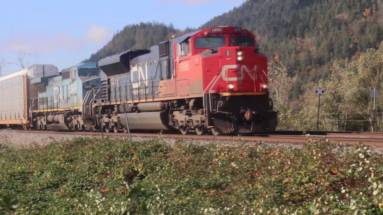Rare! CN IC Blue Devil 2459 At Hawkins Pickle Road Crossing, BC - YouTube