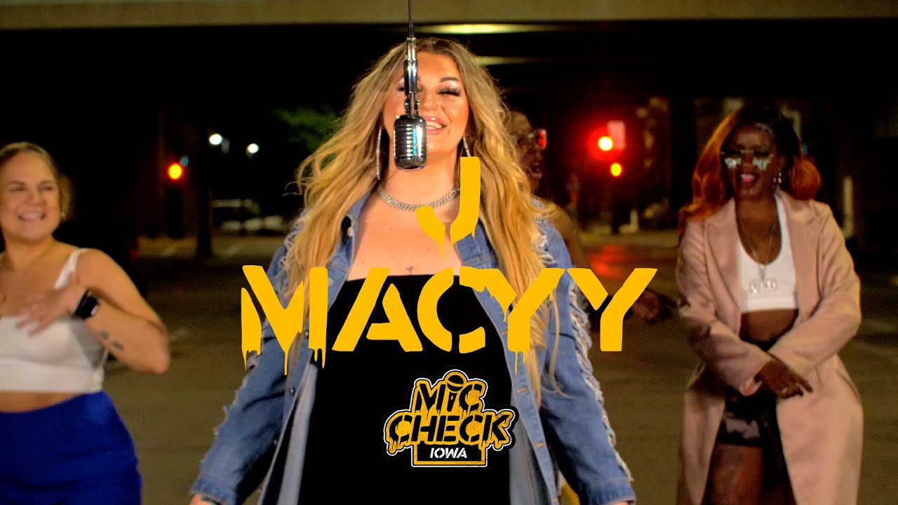 J Macyy - Sumn Slight | Mic Check Iowa Performance 🔊 - YouTube