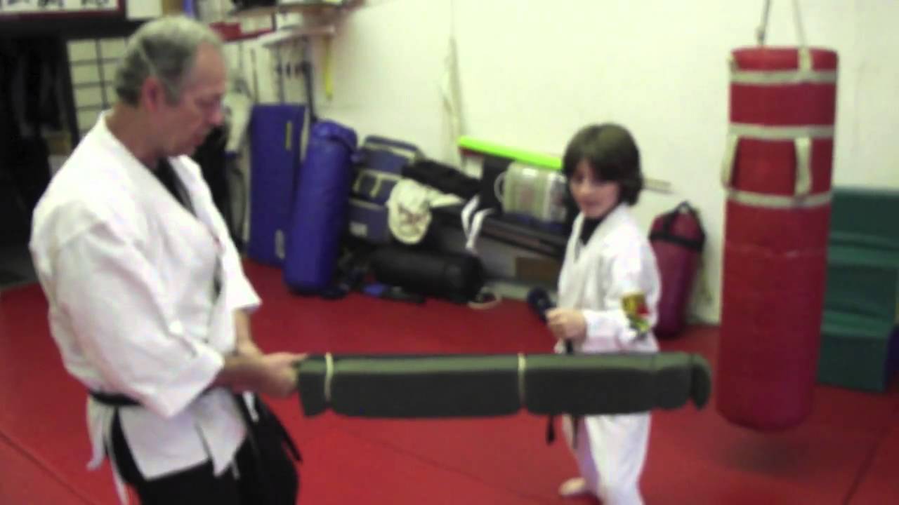 Emil Farkas-Beverly Hills Karate Academy - BODY DYNAMICS - YouTube