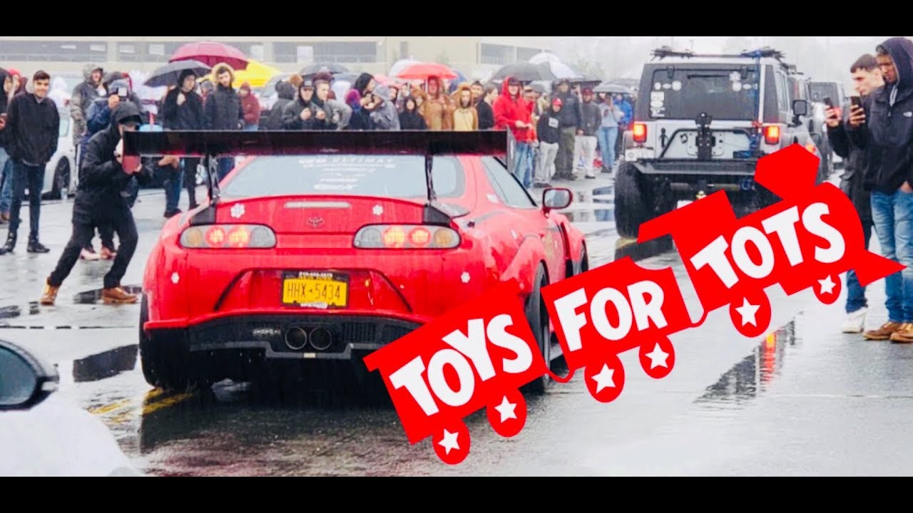 Toys For Tots Car Show 2018 - YouTube