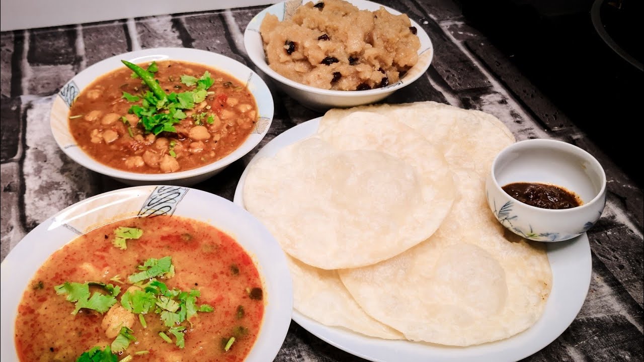 Desi Nashta | Nashtay Ki Dawat | Pakistani HouseWife Routine - YouTube