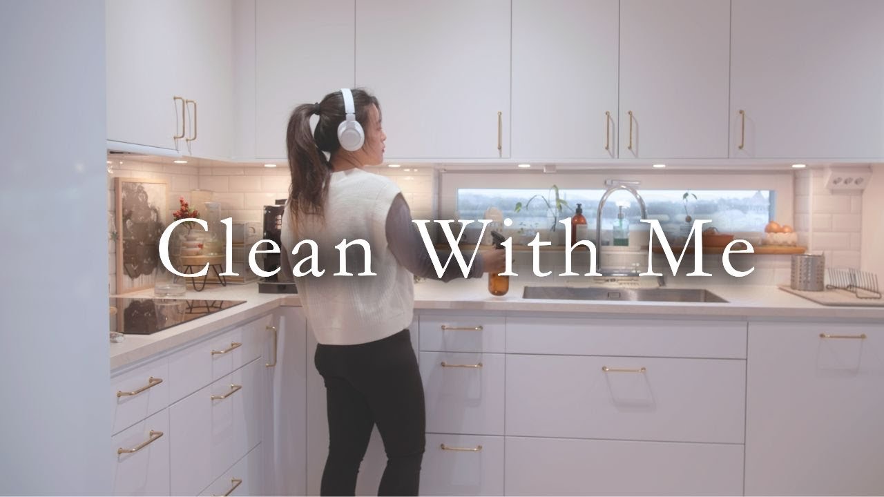 Clean With Me | A Day in My Life Cleaning Routine + Coffee Break ...