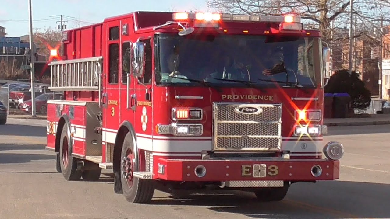 Providence Fire Dept. Engine 3 Responding - YouTube