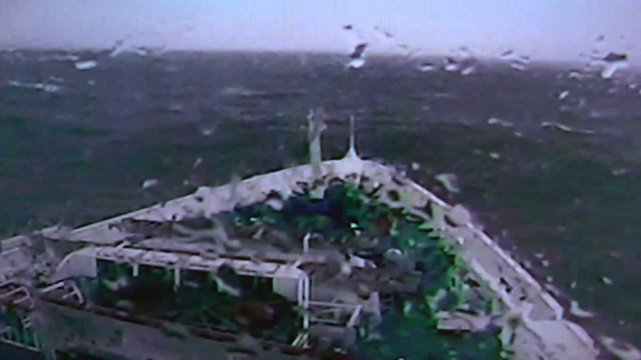 MV Discovery sails through a force 9-10 South Atlantic gale - YouTube