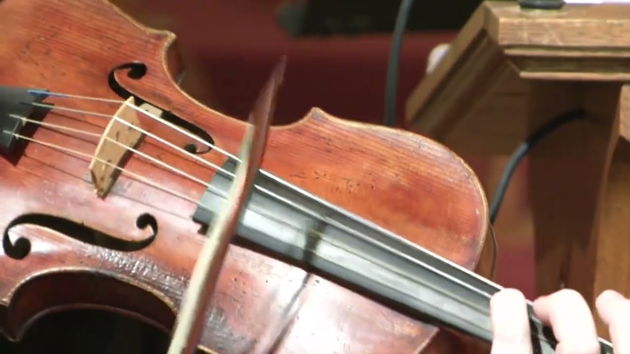 Charles Avison – Concerto Grosso no. 5 in D minor after Scarlatti - YouTube