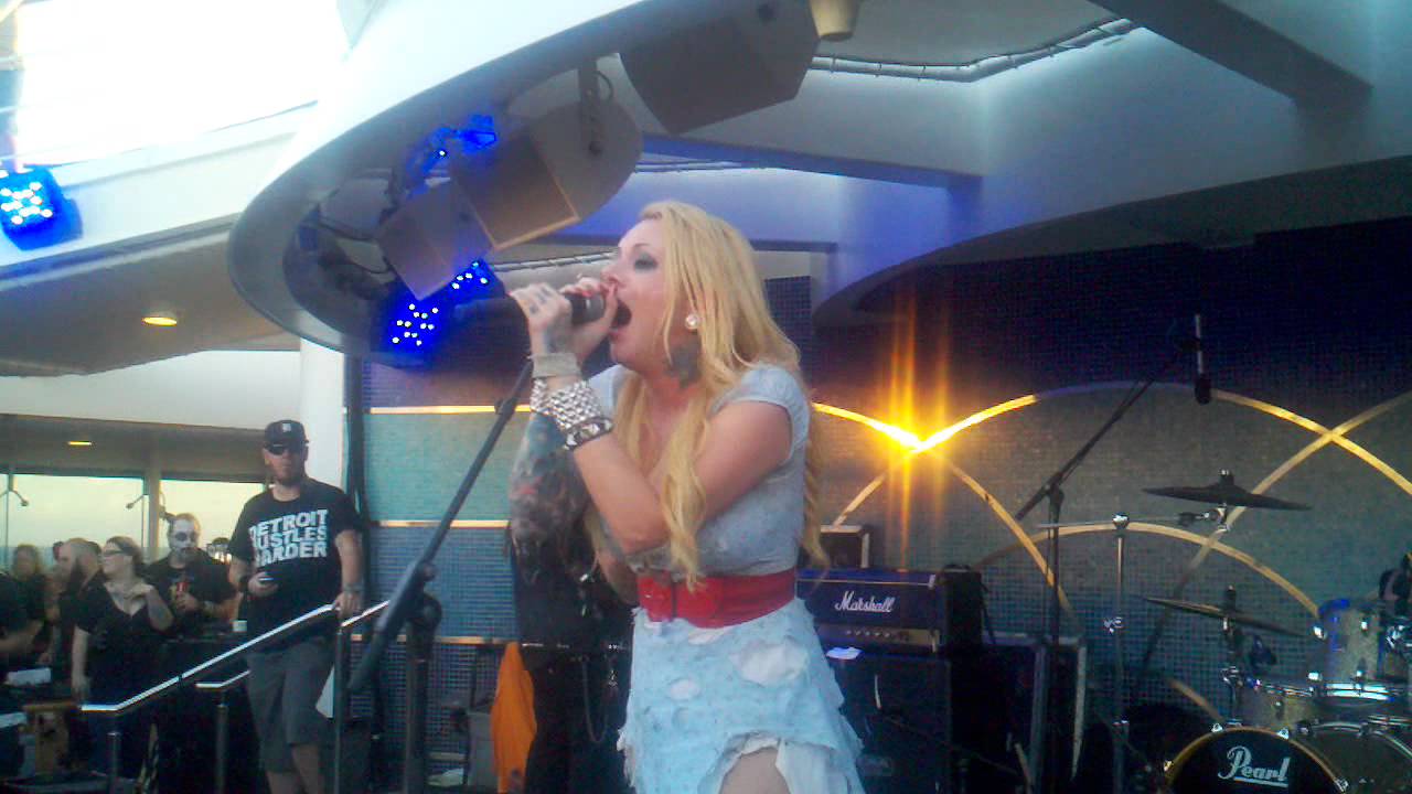 In this Moment on the deck stage of Shiprocked 2011.3gp - YouTube