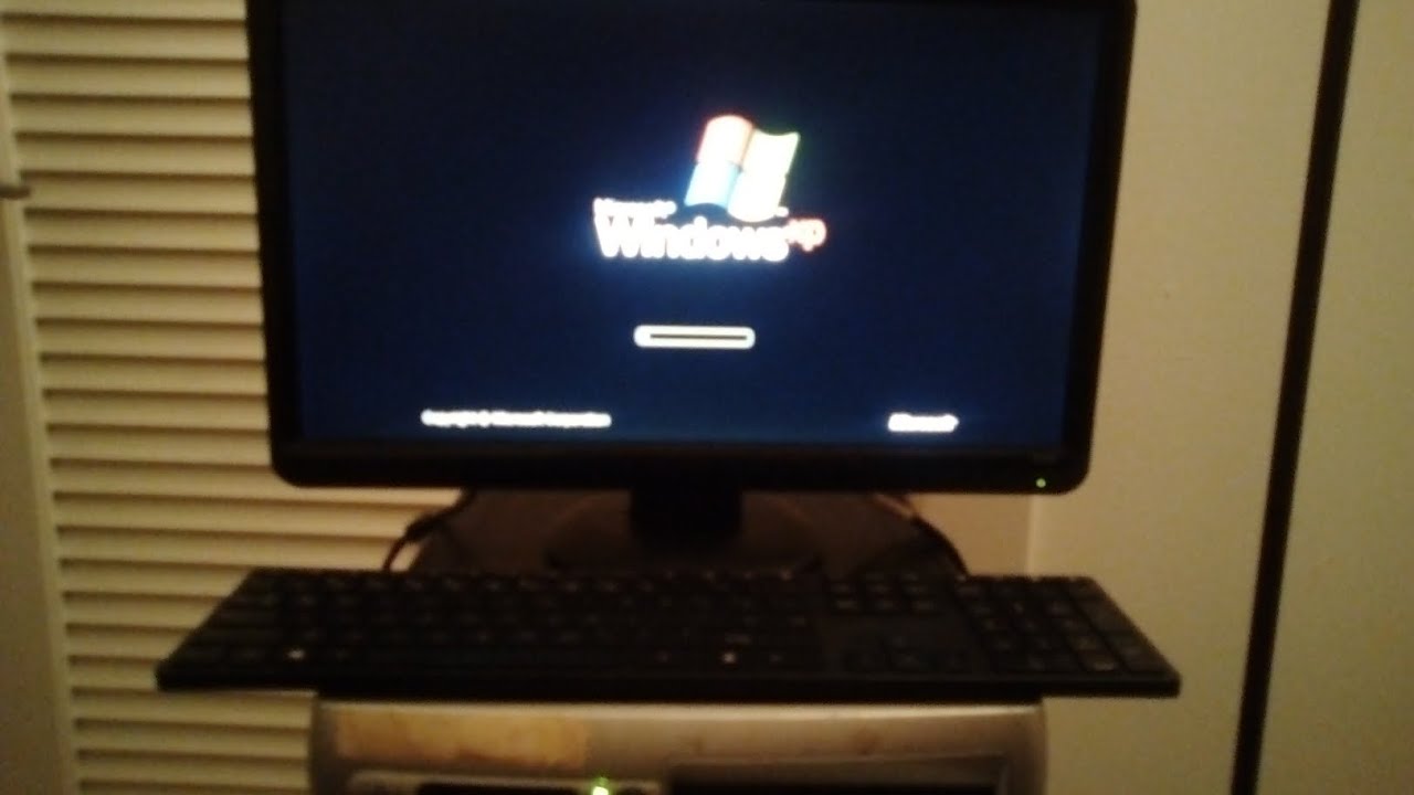 HP Pentium four, Windows XP; Dead memory batt: weird monitor reaction ...