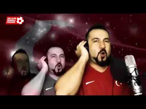 Ay Yıldızın Parlasın Göğsünde