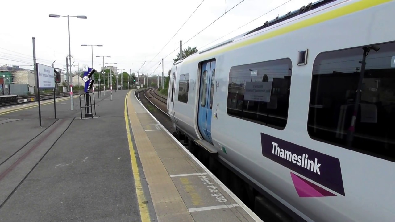 Thameslink Class 700 Departing West Hampstead Thameslink (23/4/17 ...