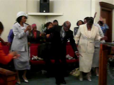 The Best Praise Break Ever!!! - YouTube