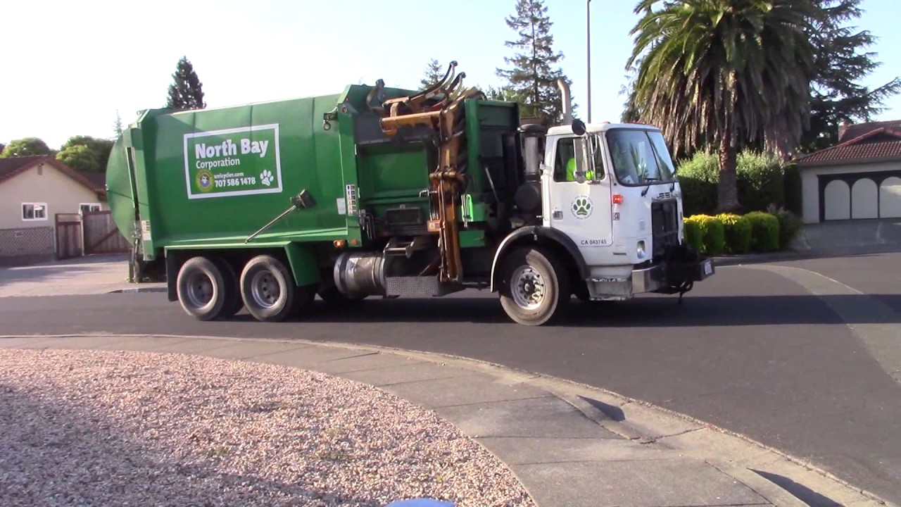 Labrie Split Cool Hand Autocar WX-64 | North Bay Corporation Pt.2 - YouTube