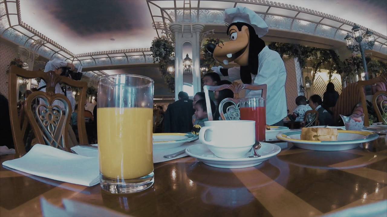 Breakfast with Mickey Mouse and Friends - YouTube